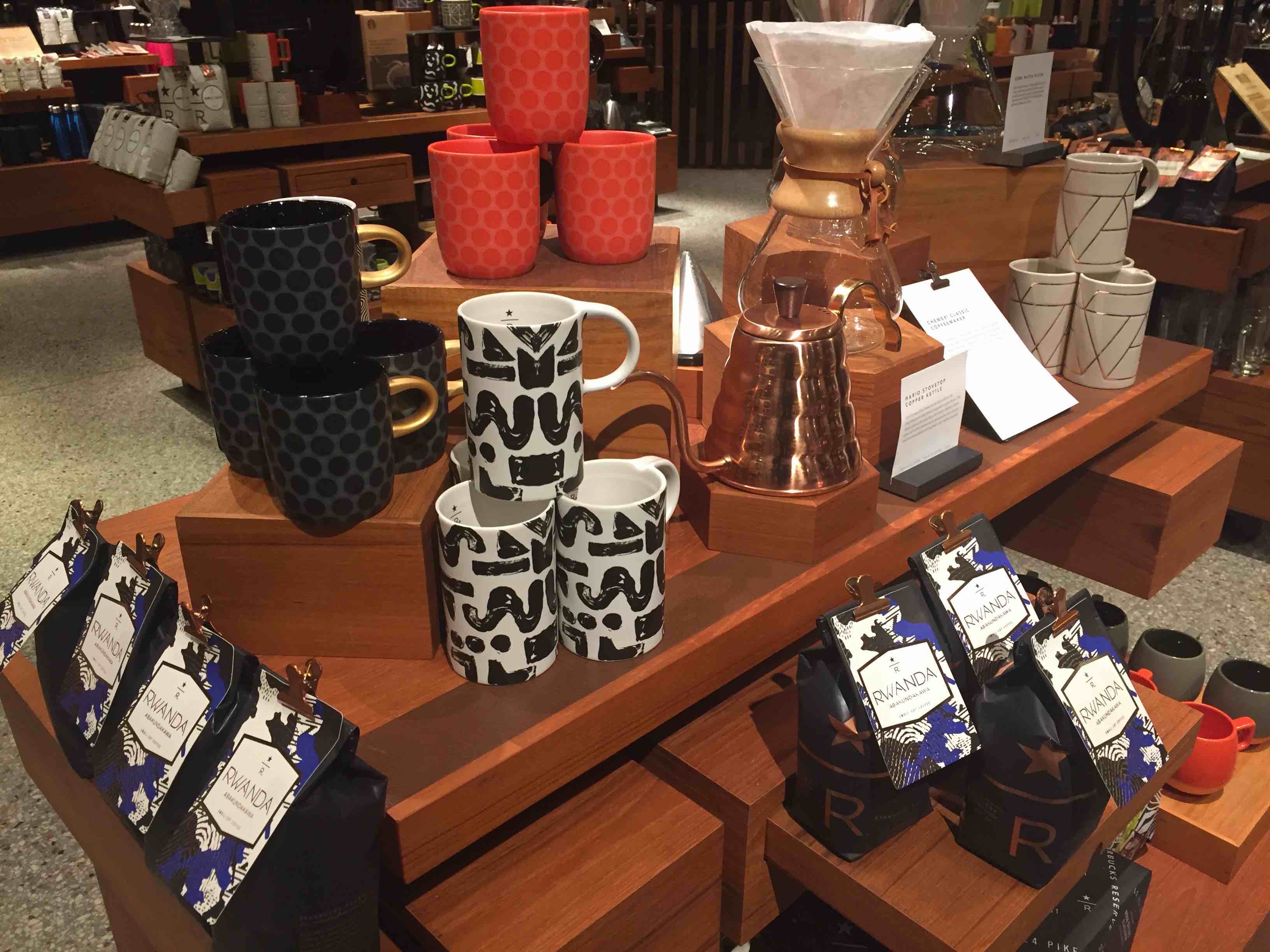 Inside la roastery de Starbucks ! #UX | Marketing Emotionnel